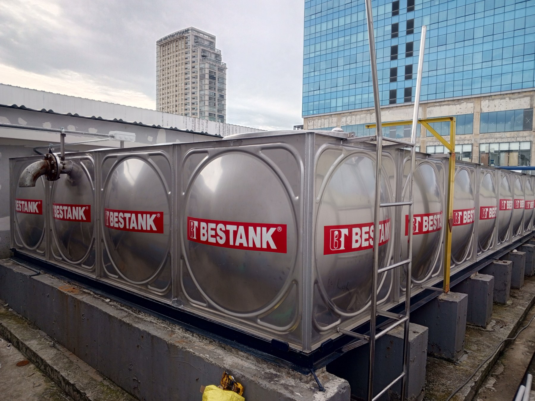 LIFESTYLE & GREENLANES 02 – Bestank